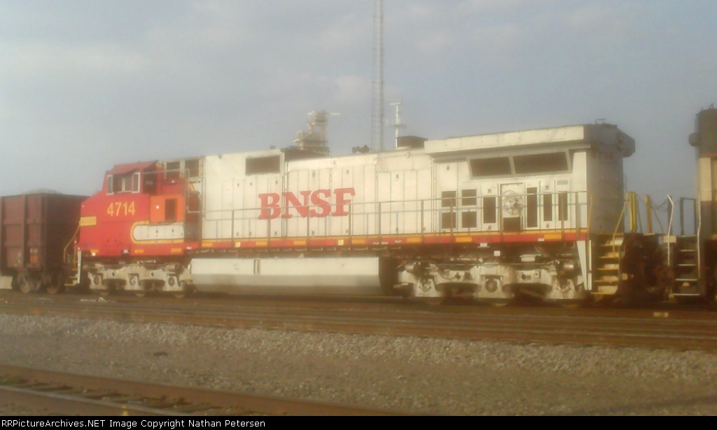 BNSF 4714
